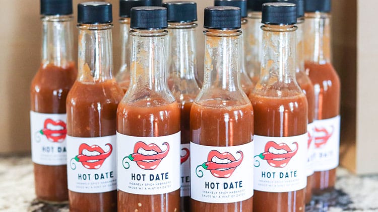 Garlic Habanero Hot Sauce - a.k.a. My "HOT DATE" Sauce 🌶